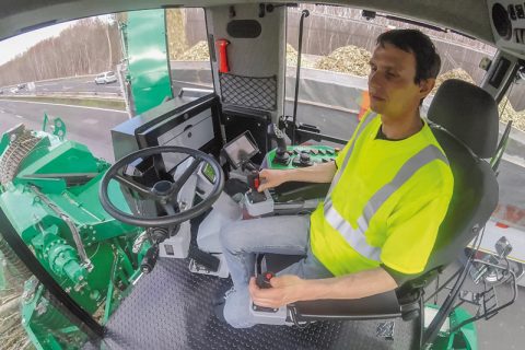 Albach Chipper | SENNEBOGEN LLC